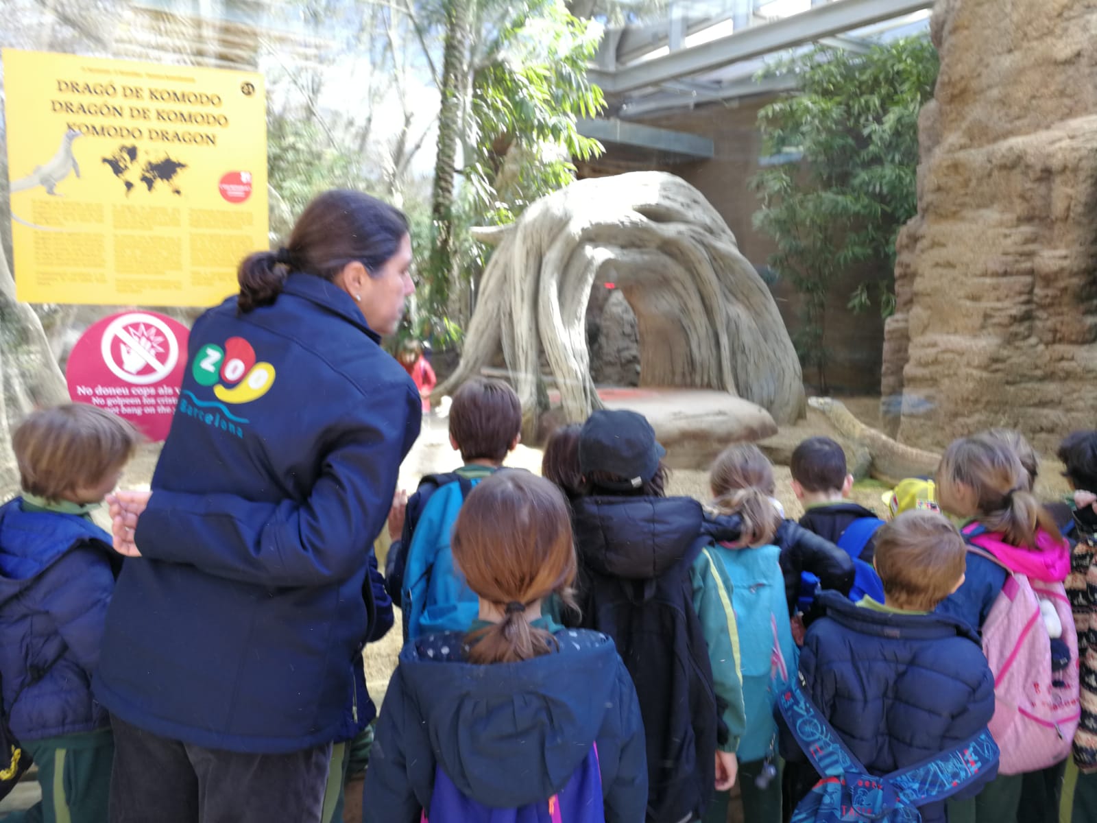 The students Peter Pan School meet the animals | Zoo Barcelona